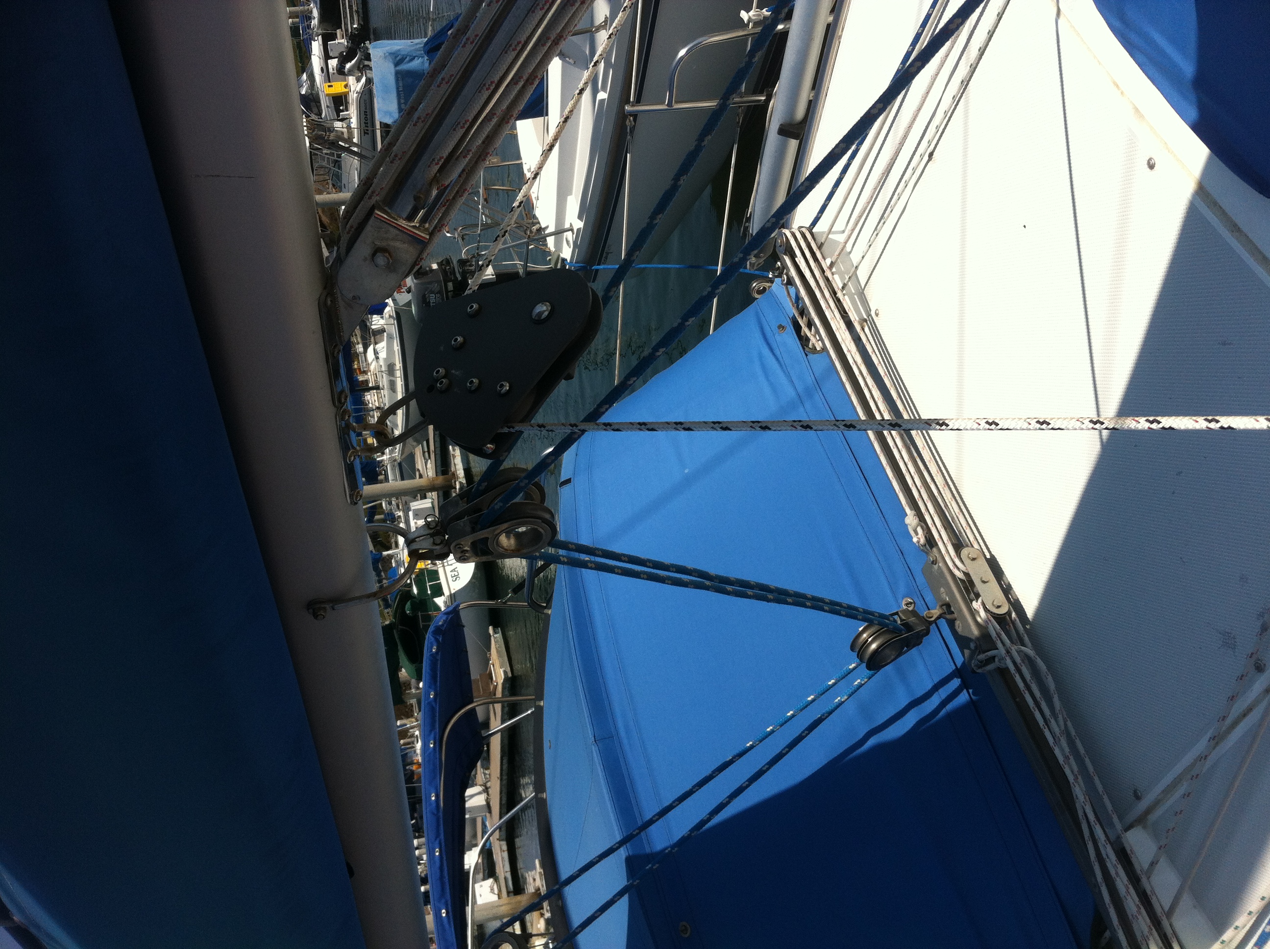 Dutchmen Boom brake | Catalina 36/375 International Association